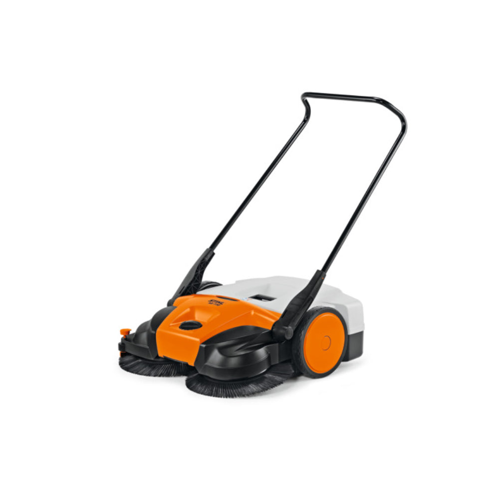 KG 770 Manual sweeping machine for use in large areas – Pahel Agrotech